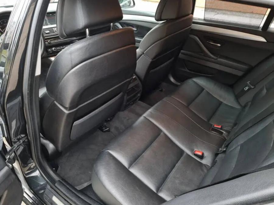 Melns BMW 530 2010 Jēkabpils, ar dzinēja tilpumu 3.00 L un nobraukumu 271 tūkst. km par 10100 €, foto 16 vietnē AUTOMOTO.COM.LV