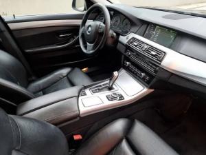 Melns BMW 530 2010 Jēkabpils, ar dzinēja tilpumu 3.00 L un nobraukumu 271 tūkst. km par 10100 €, foto 24 vietnē AUTOMOTO.COM.LV