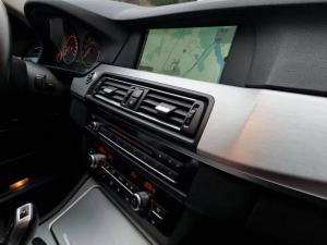 Melns BMW 530 2010 Jēkabpils, ar dzinēja tilpumu 3.00 L un nobraukumu 271 tūkst. km par 10100 €, foto 25 vietnē AUTOMOTO.COM.LV
