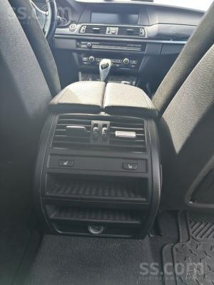 Melns BMW 530 2010 Rīga, ar dzinēja tilpumu 3.00 L un nobraukumu 251 tūkst. km par 7300 €, foto 14 vietnē AUTOMOTO.COM.LV