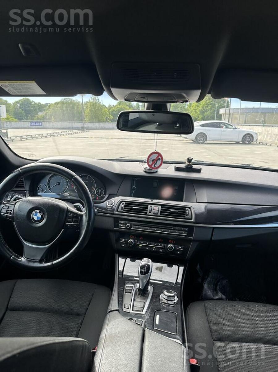 Melns BMW 530 2010 Rīga, ar dzinēja tilpumu 3.00 L un nobraukumu 251 tūkst. km par 7300 €, foto 16 vietnē AUTOMOTO.COM.LV