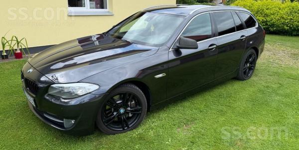 Melns BMW 530 2010 Rīga, ar dzinēja tilpumu 3.00 L un nobraukumu 395 tūkst. km par 10300 €, foto 1 vietnē AUTOMOTO.COM.LV