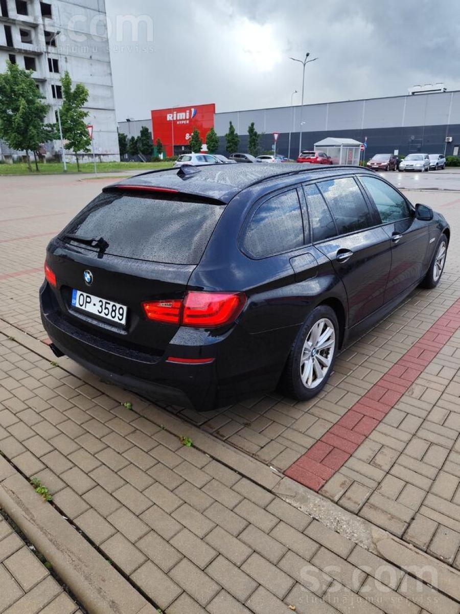 Melns BMW 530 2010 Jelgava, ar dzinēja tilpumu 3.00 L un nobraukumu 382 tūkst. km par 7900 €, foto 5 vietnē AUTOMOTO.COM.LV