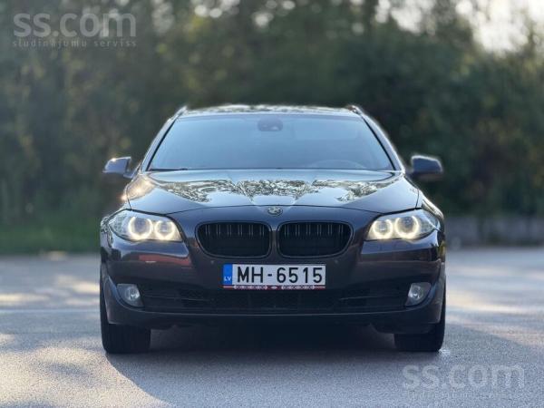 Melns BMW 530 2010 Rīga, ar dzinēja tilpumu 3.00 L un nobraukumu 310 tūkst. km par 7250 €, foto 1 vietnē AUTOMOTO.COM.LV
