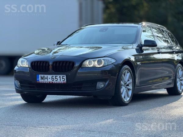 Melns BMW 530 2010 Rīga, ar dzinēja tilpumu 3.00 L un nobraukumu 310 tūkst. km par 7250 €, foto 3 vietnē AUTOMOTO.COM.LV