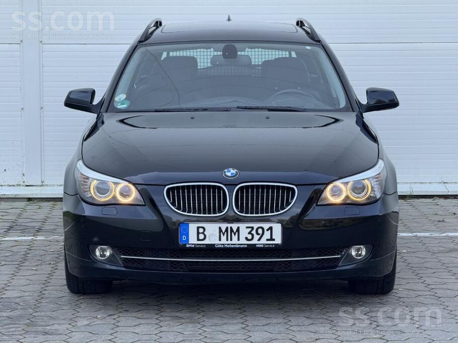 Black BMW 530 2010 in Riga, with an engine capacity of 3.00 L and mileage of 344 thousand km for 6480 €, photo 3 on AUTOMOTO.COM.LV