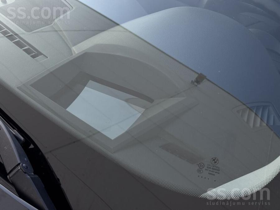 Black BMW 530 2010 in Riga, with an engine capacity of 3.00 L and mileage of 344 thousand km for 6480 €, photo 26 on AUTOMOTO.COM.LV