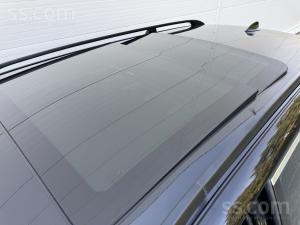 Black BMW 530 2010 in Riga, with an engine capacity of 3.00 L and mileage of 344 thousand km for 6480 €, photo 28 on AUTOMOTO.COM.LV