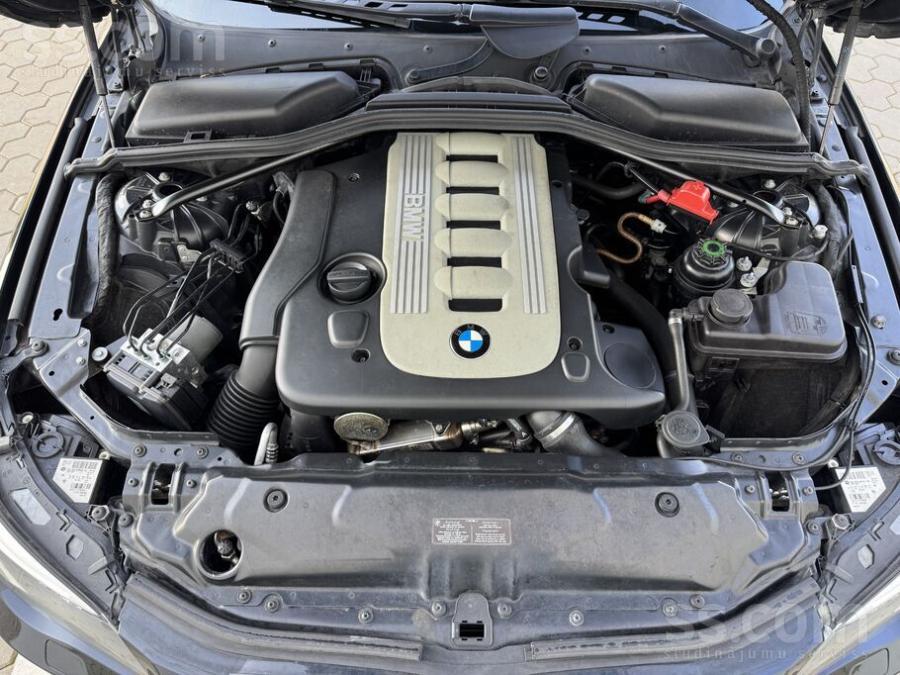 Black BMW 530 2010 in Riga, with an engine capacity of 3.00 L and mileage of 344 thousand km for 6480 €, photo 32 on AUTOMOTO.COM.LV