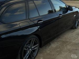 Melns BMW 530 2010 Rokiškis, ar dzinēja tilpumu 3.00 L un nobraukumu 183 tūkst. km par 7150 €, foto 17 vietnē AUTOMOTO.COM.LV