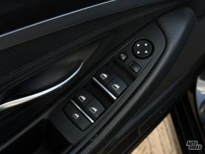 Melns BMW 530 2010 Rokiškis, ar dzinēja tilpumu 3.00 L un nobraukumu 183 tūkst. km par 7150 €, foto 35 vietnē AUTOMOTO.COM.LV
