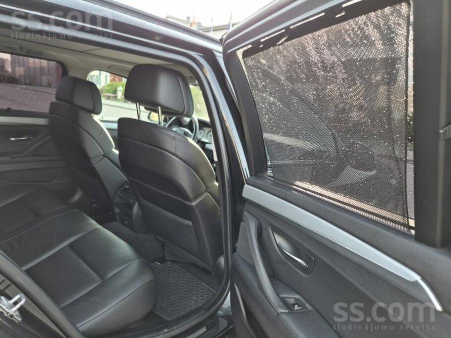 Black BMW 530 2011 in Riga, with an engine capacity of 3.00 L and mileage of 264 thousand km for 8500 €, photo 14 on AUTOMOTO.COM.LV