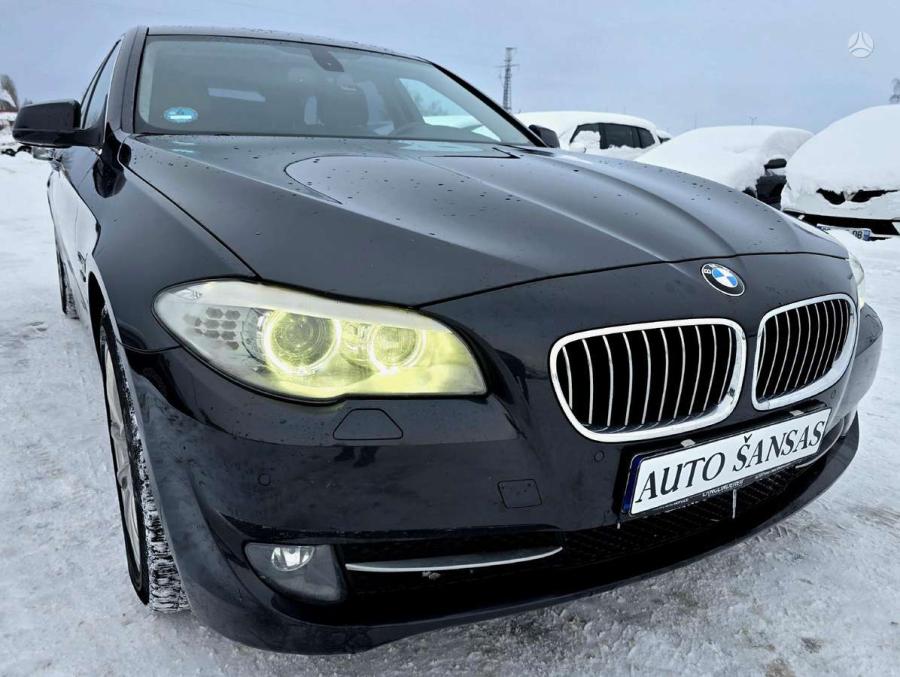Melns BMW 530 2011 Tauragė, ar dzinēja tilpumu 2.99 L un nobraukumu 276 tūkst. km par 7250 €, foto 11 vietnē AUTOMOTO.COM.LV