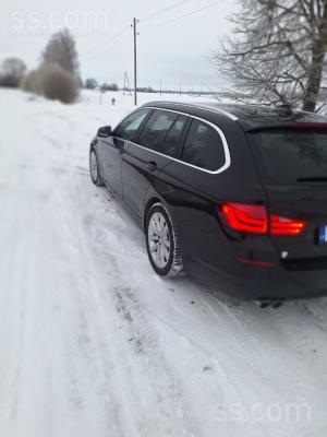 Black BMW 530 2011 in Bauska, with an engine capacity of 3.00 L and mileage of 348 thousand km for 9300 €, photo 2 on AUTOMOTO.COM.LV