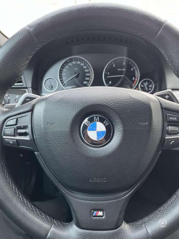 Black BMW 530 2011 in Kaunas, with an engine capacity of 3.00 L and mileage of 397 thousand km for 7350 €, photo 10 on AUTOMOTO.COM.LV