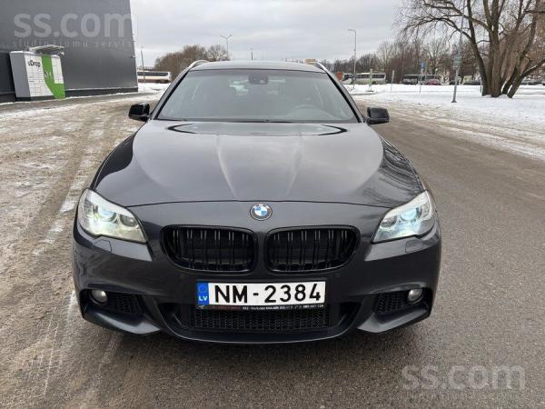 Black BMW 530 2011 in Riga, with an engine capacity of 3.00 L and mileage of 315 thousand km for 8450 €, photo 5 on AUTOMOTO.COM.LV
