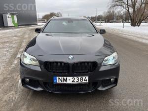Black BMW 530 2011 in Riga, with an engine capacity of 3.00 L and mileage of 315 thousand km for 8450 €, photo 5 on AUTOMOTO.COM.LV
