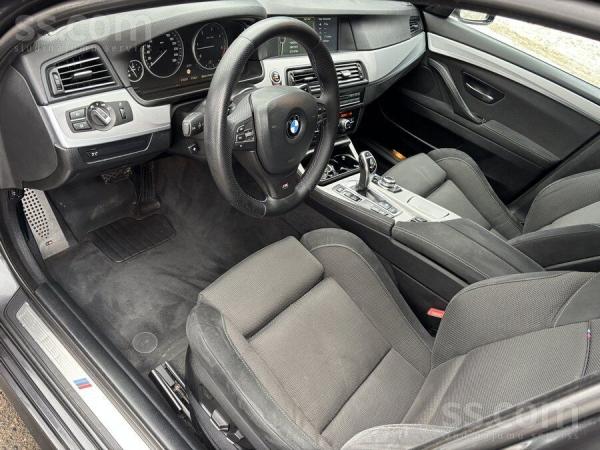 Black BMW 530 2011 in Riga, with an engine capacity of 3.00 L and mileage of 315 thousand km for 8450 €, photo 8 on AUTOMOTO.COM.LV