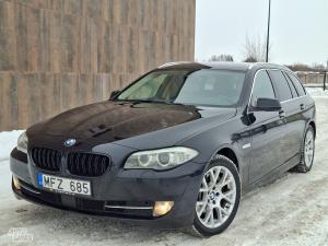 Black BMW 530 2011 in Silute, with an engine capacity of 3.00 L and mileage of 360 thousand km for 5900 €, photo 11 on AUTOMOTO.COM.LV