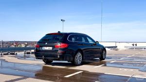 Melns BMW 530 2011 Viļņa, ar dzinēja tilpumu 3.00 L un nobraukumu 399 tūkst. km par 7000 €, foto 5 vietnē AUTOMOTO.COM.LV