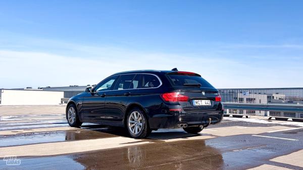 Melns BMW 530 2011 Viļņa, ar dzinēja tilpumu 3.00 L un nobraukumu 399 tūkst. km par 6800 €, foto 7 vietnē AUTOMOTO.COM.LV