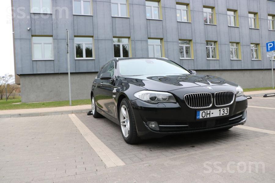 Melns BMW 530 2011 Rēzekne, ar dzinēja tilpumu 3.00 L un nobraukumu 260 tūkst. km par 10100 €, foto 3 vietnē AUTOMOTO.COM.LV