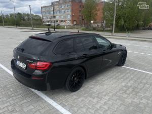 Black BMW 530 2011 in Taurage, with an engine capacity of 3.00 L and mileage of 293 thousand km for 6800 €, photo 5 on AUTOMOTO.COM.LV
