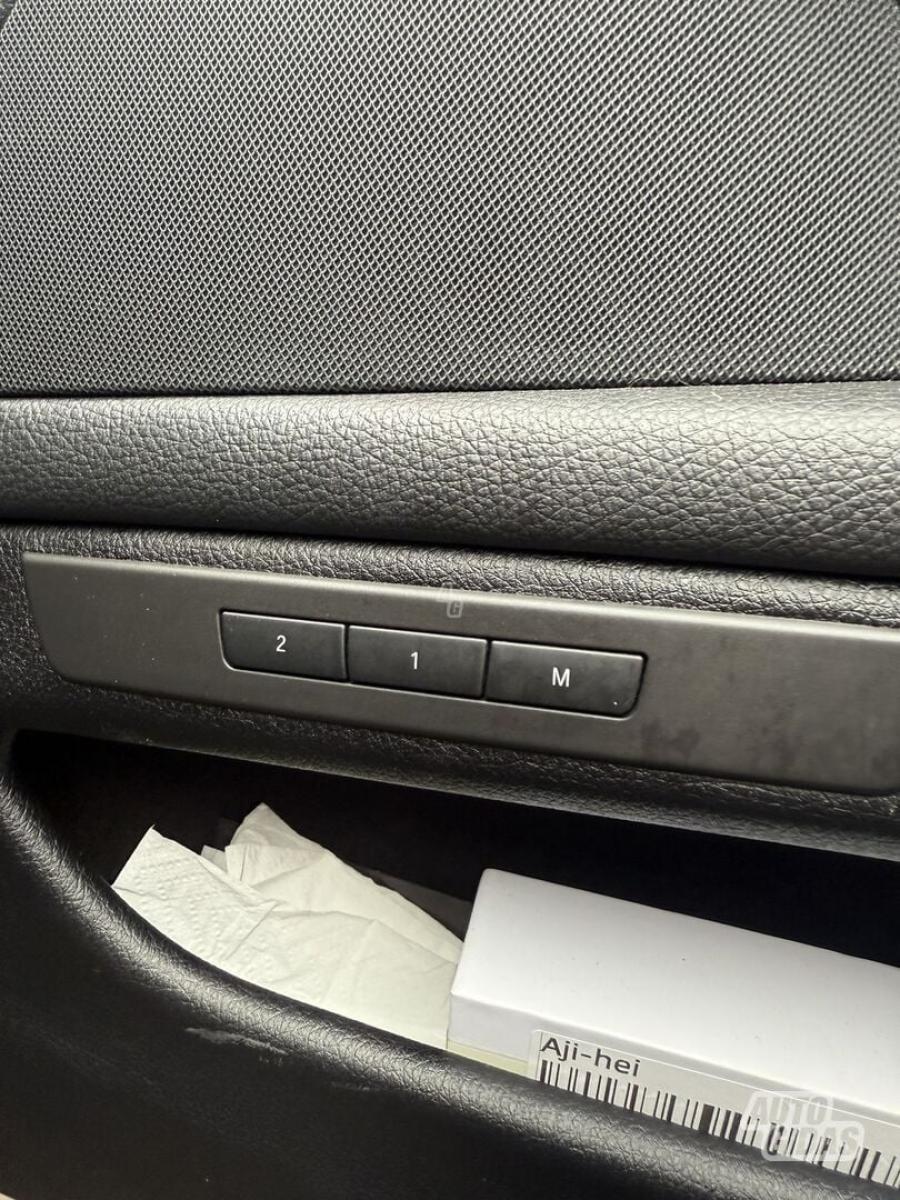 Melns BMW 530 2011 Viļņa, ar dzinēja tilpumu 3.00 L un nobraukumu 309 tūkst. km par 11999 €, foto 15 vietnē AUTOMOTO.COM.LV