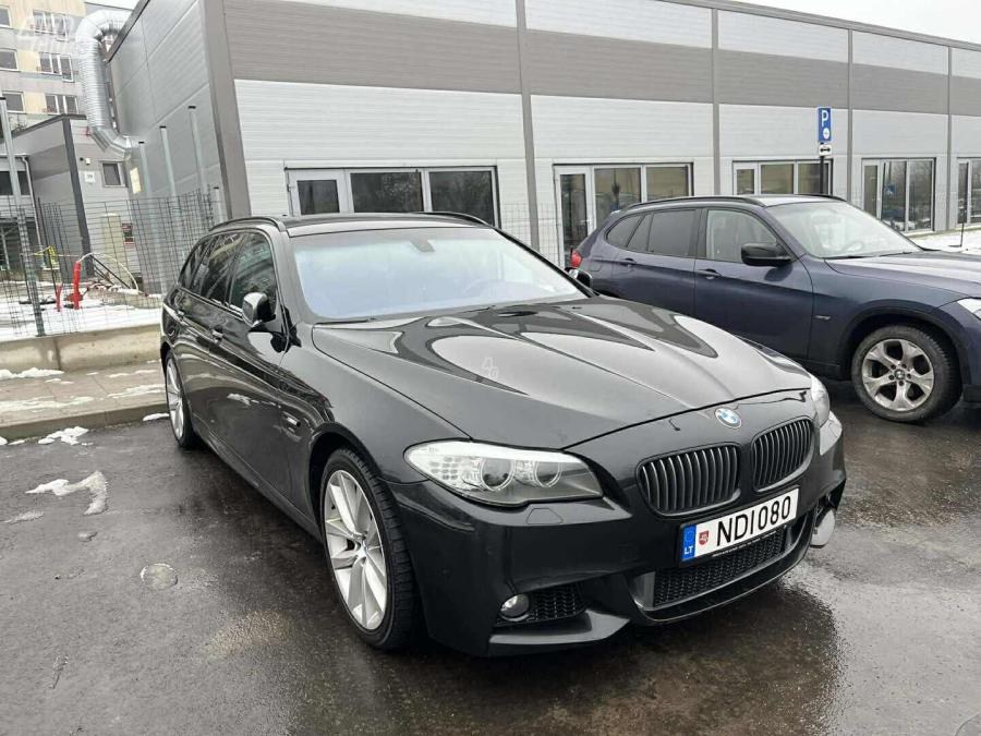 Black BMW 530 2011 in Vilnius, with an engine capacity of 3.00 L and mileage of 325 thousand km for 5200 €, photo 1 on AUTOMOTO.COM.LV