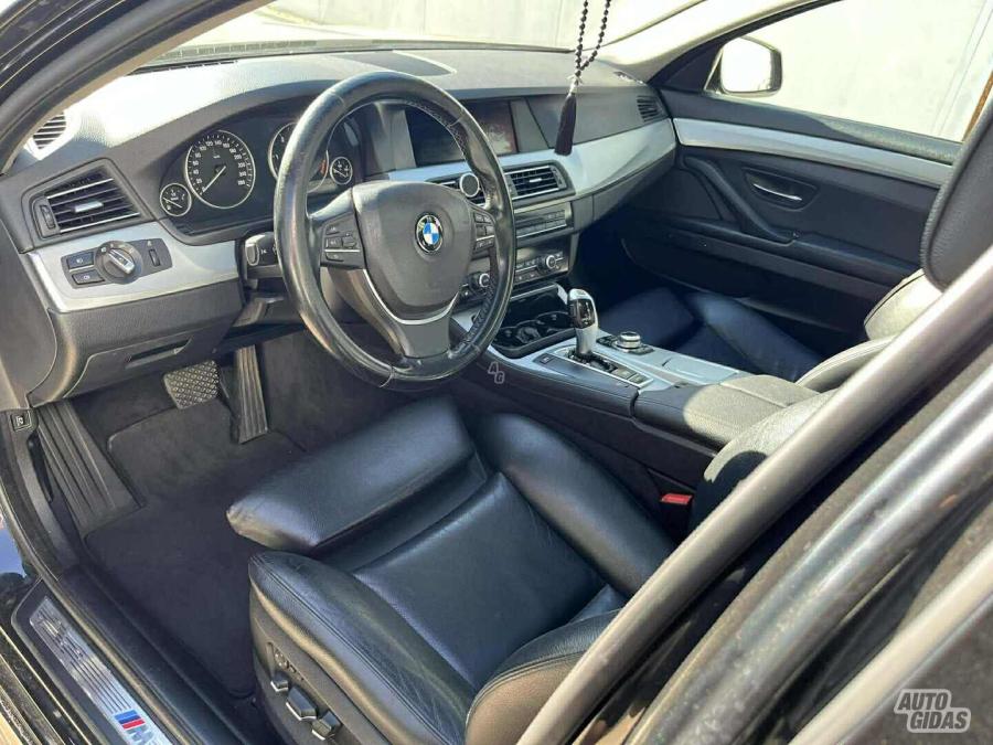 Black BMW 530 2011 in Vilnius, with an engine capacity of 3.00 L and mileage of 325 thousand km for 5200 €, photo 7 on AUTOMOTO.COM.LV