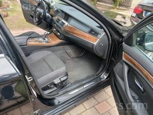 Melns BMW 530 2011 Ogre, ar dzinēja tilpumu 3.00 L un nobraukumu 364 tūkst. km par 7200 €, foto 10 vietnē AUTOMOTO.COM.LV