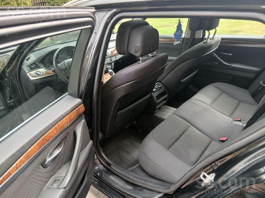 Melns BMW 530 2011 Ogre, ar dzinēja tilpumu 3.00 L un nobraukumu 364 tūkst. km par 7200 €, foto 11 vietnē AUTOMOTO.COM.LV
