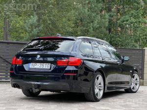 Black BMW 530 2011 in Riga, with an engine capacity of 3.00 L and mileage of 256 thousand km for 10500 €, photo 4 on AUTOMOTO.COM.LV