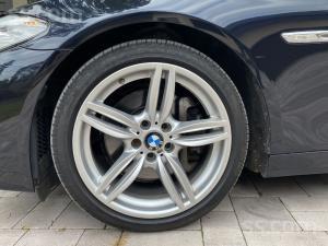Black BMW 530 2011 in Riga, with an engine capacity of 3.00 L and mileage of 256 thousand km for 10500 €, photo 8 on AUTOMOTO.COM.LV