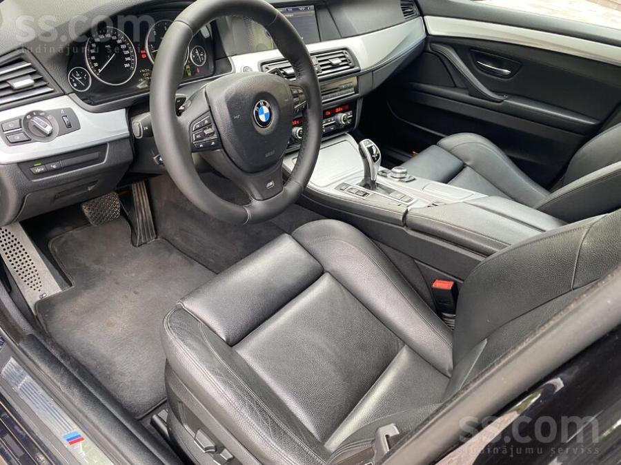 Black BMW 530 2011 in Riga, with an engine capacity of 3.00 L and mileage of 256 thousand km for 10500 €, photo 13 on AUTOMOTO.COM.LV