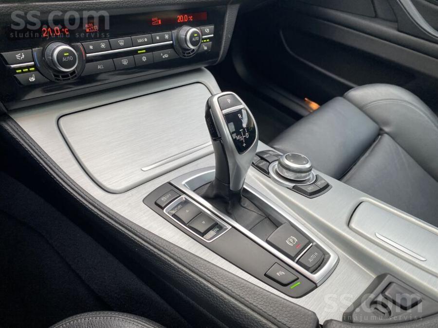 Black BMW 530 2011 in Riga, with an engine capacity of 3.00 L and mileage of 256 thousand km for 10500 €, photo 23 on AUTOMOTO.COM.LV