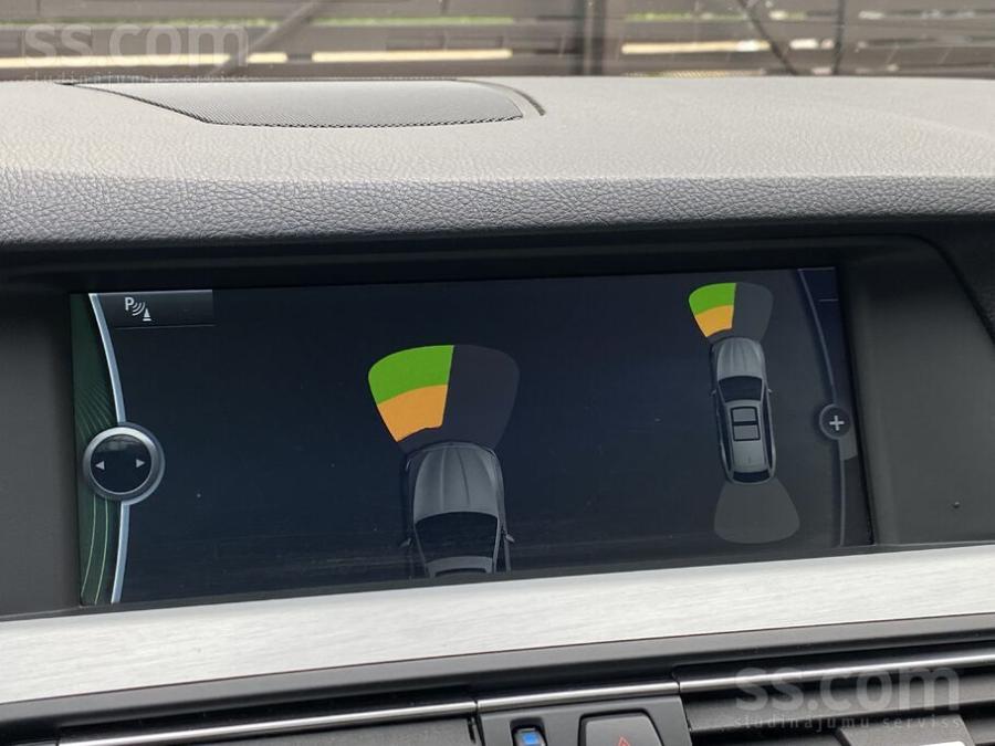 Black BMW 530 2011 in Riga, with an engine capacity of 3.00 L and mileage of 256 thousand km for 10500 €, photo 30 on AUTOMOTO.COM.LV