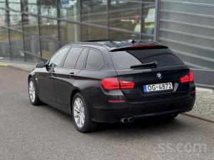 Melns BMW 530 2011 Liepāja, ar dzinēja tilpumu 3.00 L un nobraukumu 374 tūkst. km par 8900 €, foto 5 vietnē AUTOMOTO.COM.LV