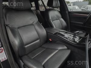 Melns BMW 530 2011 Liepāja, ar dzinēja tilpumu 3.00 L un nobraukumu 374 tūkst. km par 8900 €, foto 8 vietnē AUTOMOTO.COM.LV