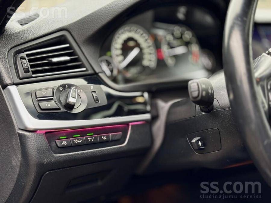 Melns BMW 530 2011 Liepāja, ar dzinēja tilpumu 3.00 L un nobraukumu 374 tūkst. km par 8900 €, foto 12 vietnē AUTOMOTO.COM.LV