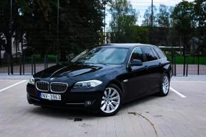 Melns BMW 530 2011 Jelgava, ar dzinēja tilpumu 3.00 L un nobraukumu 269 tūkst. km par 9950 €, foto  vietnē AUTOMOTO.COM.LV