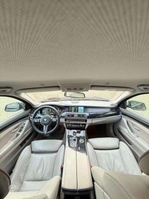 Black BMW 530 2011 in Vilnius, with an engine capacity of 3.00 L and mileage of 380 thousand km for 7400 €, photo 10 on AUTOMOTO.COM.LV
