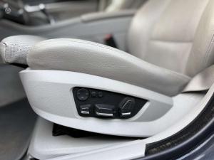 Black BMW 530 2011 in Vilnius, with an engine capacity of 3.00 L and mileage of 380 thousand km for 7400 €, photo 16 on AUTOMOTO.COM.LV