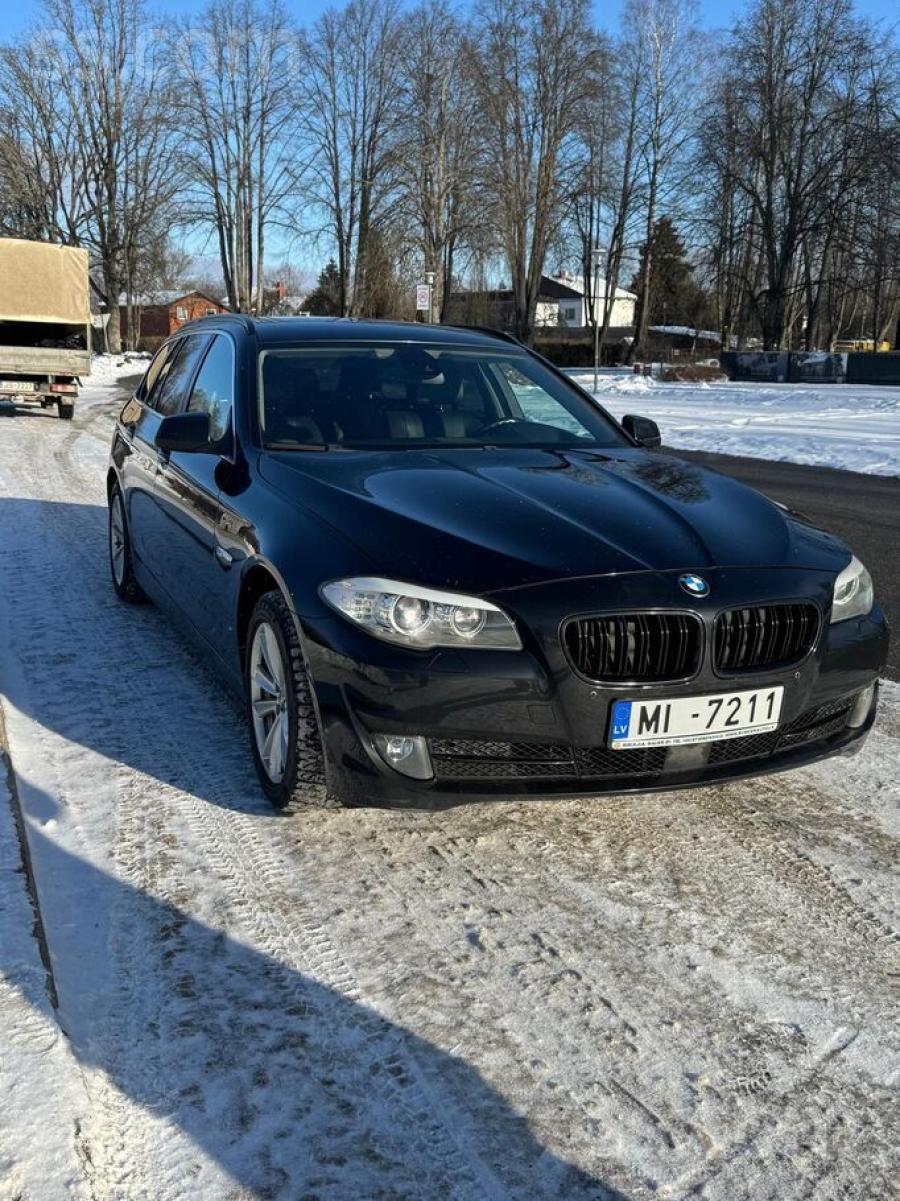 Черный БМВ 530 2011 в Рига, объемом двигателя 3.00 л и пробегом 270 тыс. км за 6700 €, фото 1 на AUTOMOTO.COM.LV