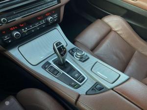 Melns BMW 530 2011 Viļņa, ar dzinēja tilpumu 2.99 L un nobraukumu 325 tūkst. km par 7800 €, foto 22 vietnē AUTOMOTO.COM.LV
