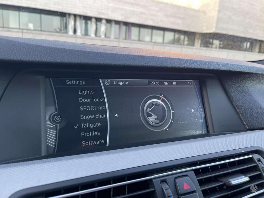 Melns BMW 530 2011 Viļņa, ar dzinēja tilpumu 2.99 L un nobraukumu 325 tūkst. km par 7800 €, foto 24 vietnē AUTOMOTO.COM.LV