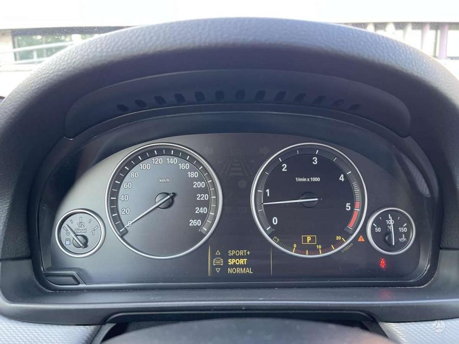 Melns BMW 530 2011 Viļņa, ar dzinēja tilpumu 2.99 L un nobraukumu 325 tūkst. km par 7800 €, foto 25 vietnē AUTOMOTO.COM.LV