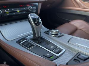 Melns BMW 530 2011 Viļņa, ar dzinēja tilpumu 2.99 L un nobraukumu 325 tūkst. km par 7800 €, foto 26 vietnē AUTOMOTO.COM.LV