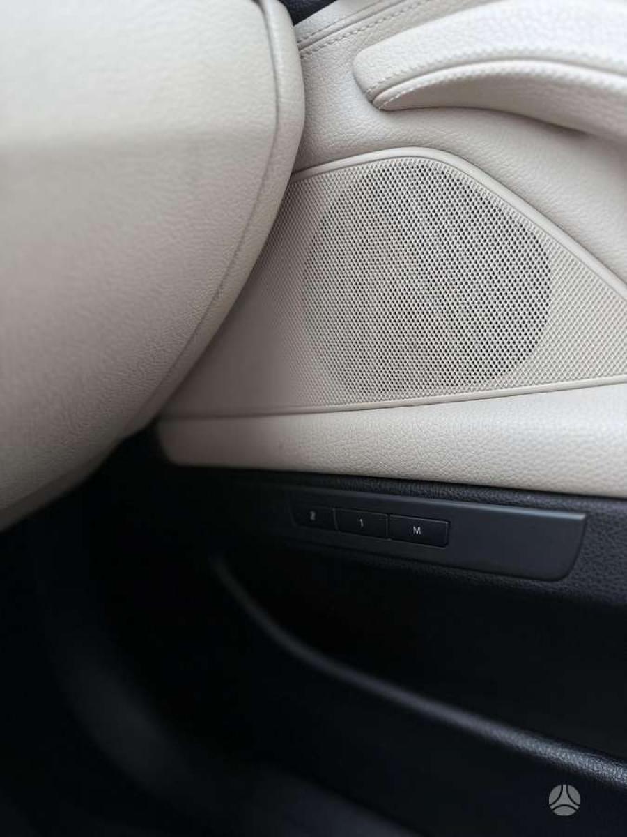 Black BMW 530 2011 in Klaipeda, with an engine capacity of 0.00 L and mileage of 287 thousand km for 7500 €, photo 7 on AUTOMOTO.COM.LV