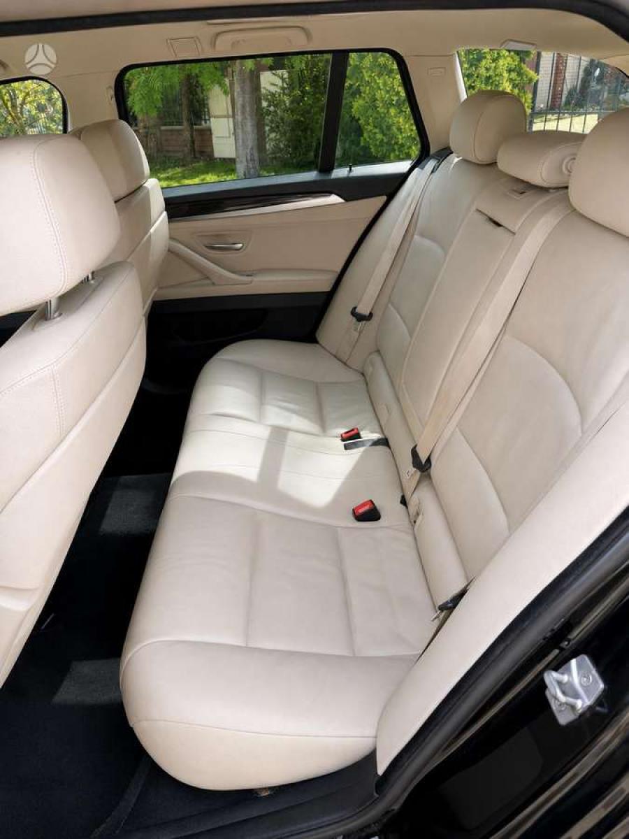 Black BMW 530 2011 in Klaipeda, with an engine capacity of 0.00 L and mileage of 287 thousand km for 7500 €, photo 13 on AUTOMOTO.COM.LV